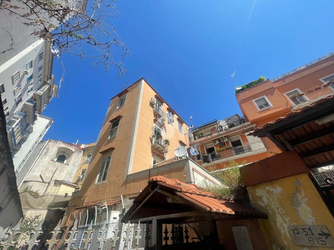 Appartamento in vendita a Napoli