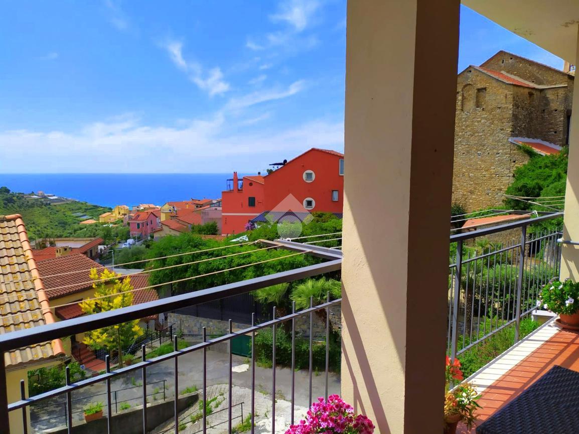 Appartamento in vendita a Pompeiana