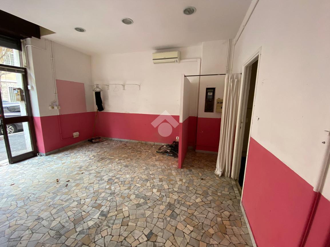 Negozio in vendita a Roma
