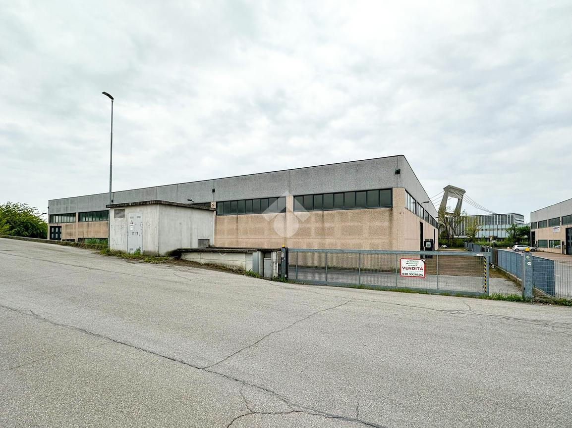 Capannone in vendita a Mantova