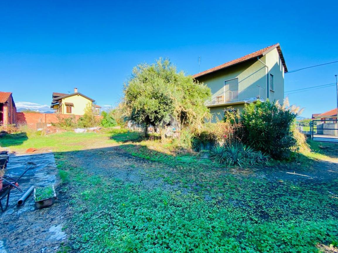 Casa indipendente in vendita a Villanova Canavese