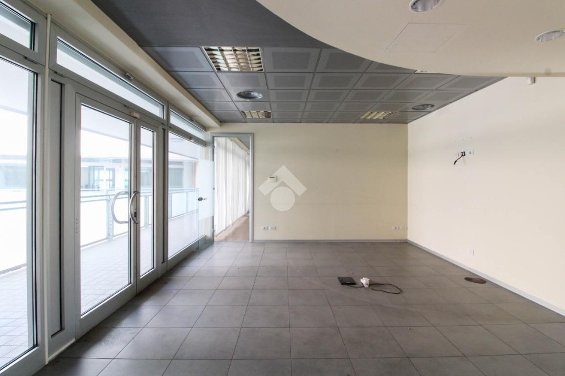 Ufficio in vendita a Chiari