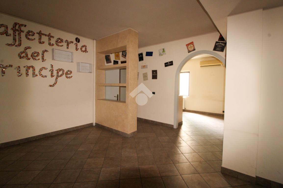 Negozio in affitto a Pontoglio