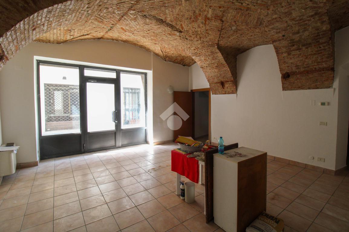 Negozio in affitto a Chiari