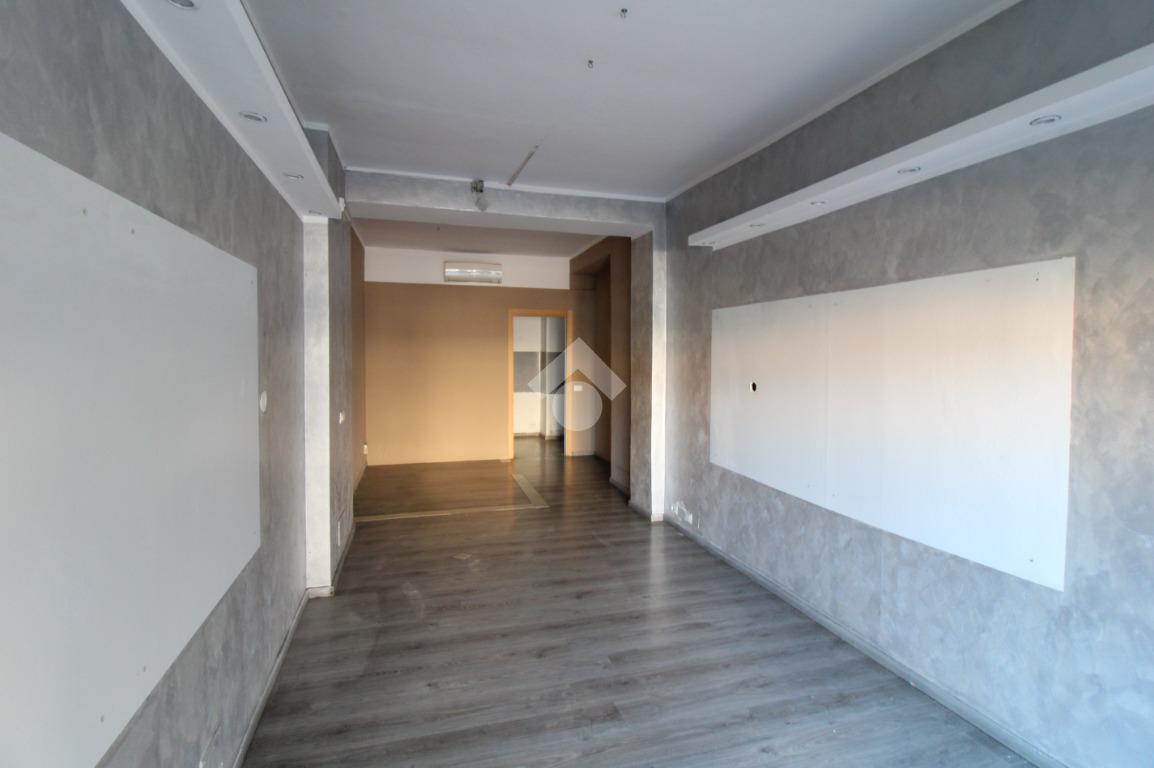 Negozio in affitto a Orzinuovi