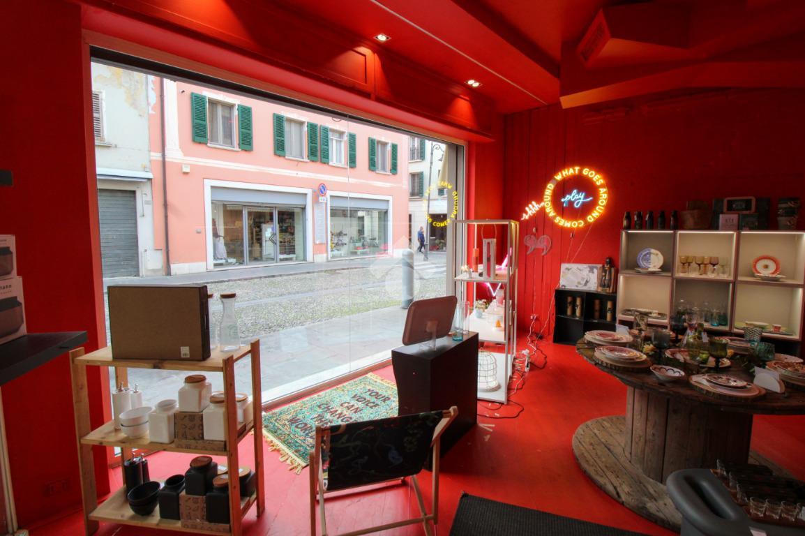 Negozio in affitto a Orzinuovi