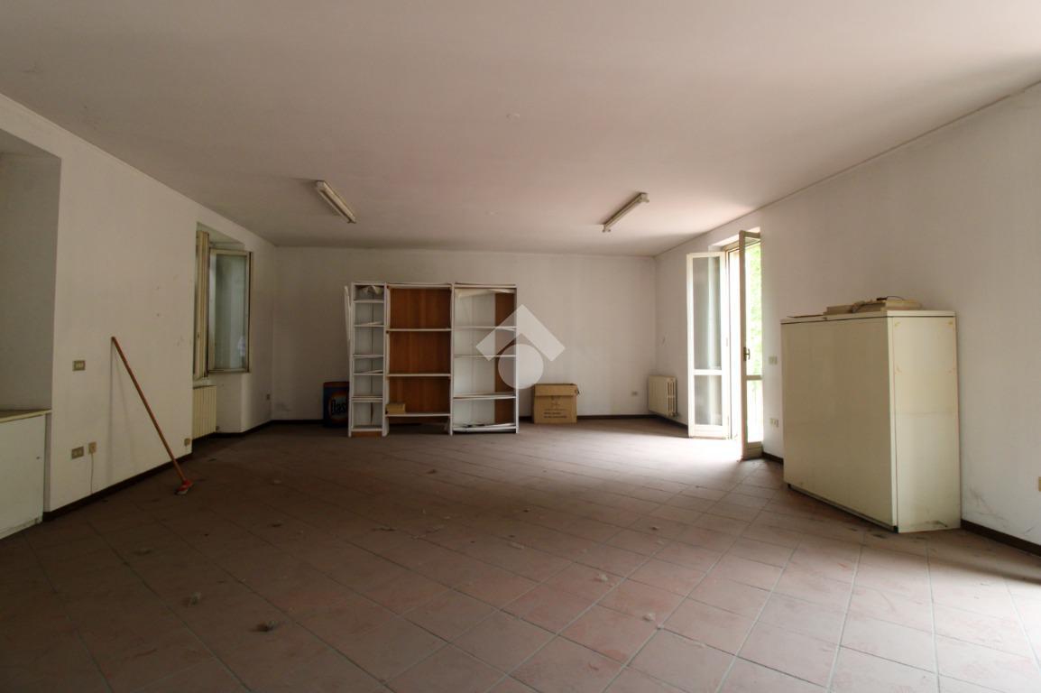 Ufficio in affitto a Palazzolo Sull'Oglio