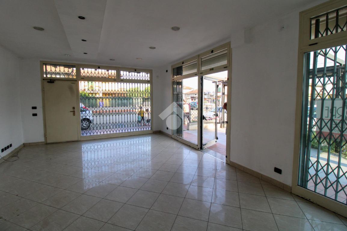 Negozio in vendita a Comezzano Cizzago