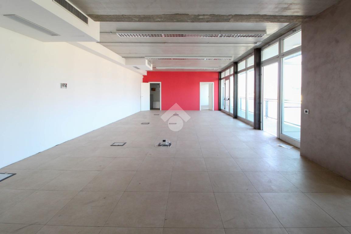 Ufficio in vendita a Chiari