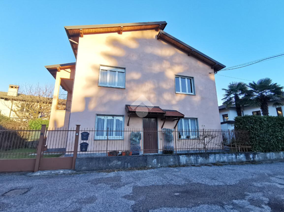 Villa in vendita a Induno Olona
