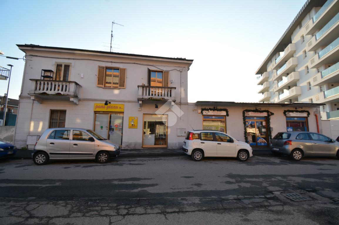 Negozio in vendita a Settimo Torinese