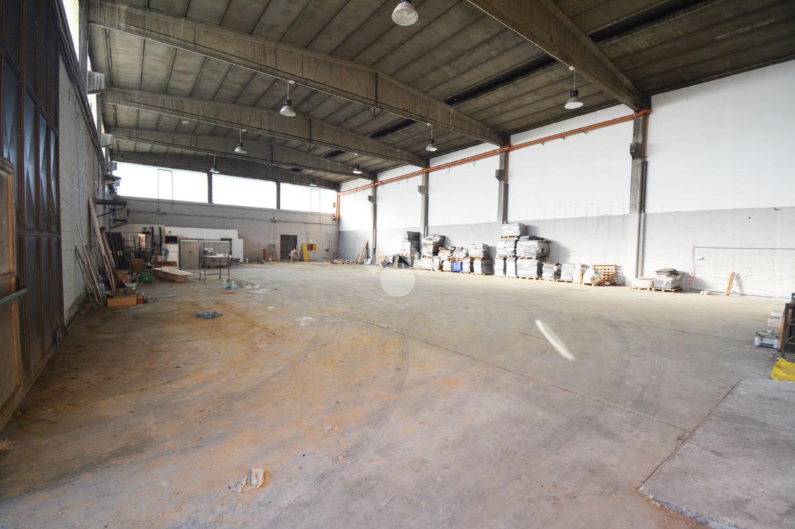 Capannone in affitto a Volpiano