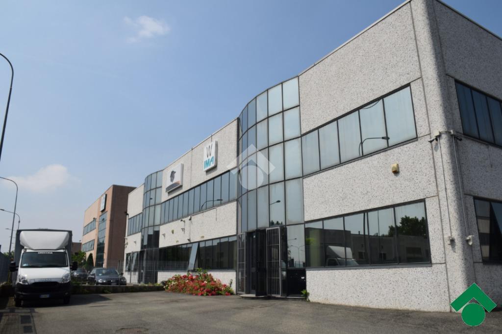 Capannone in vendita a Settimo Torinese