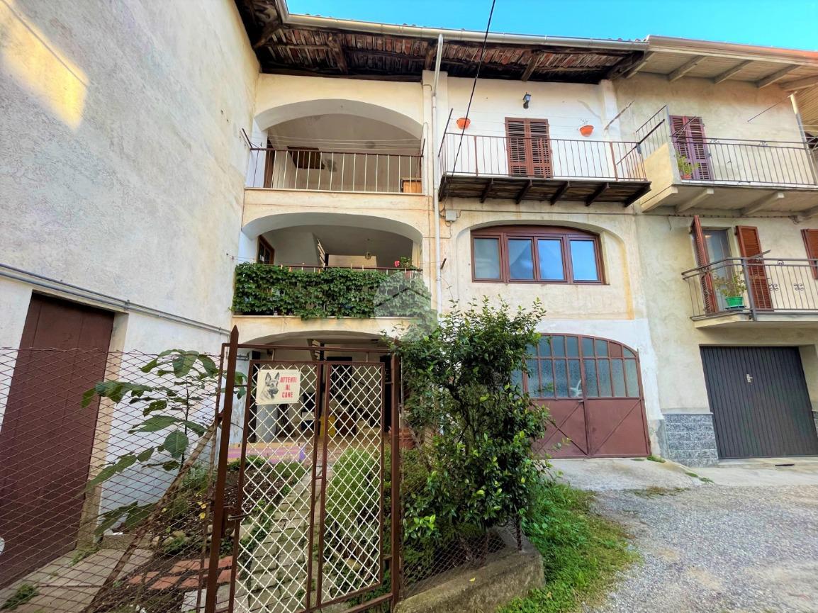 Appartamento in vendita a Zumaglia