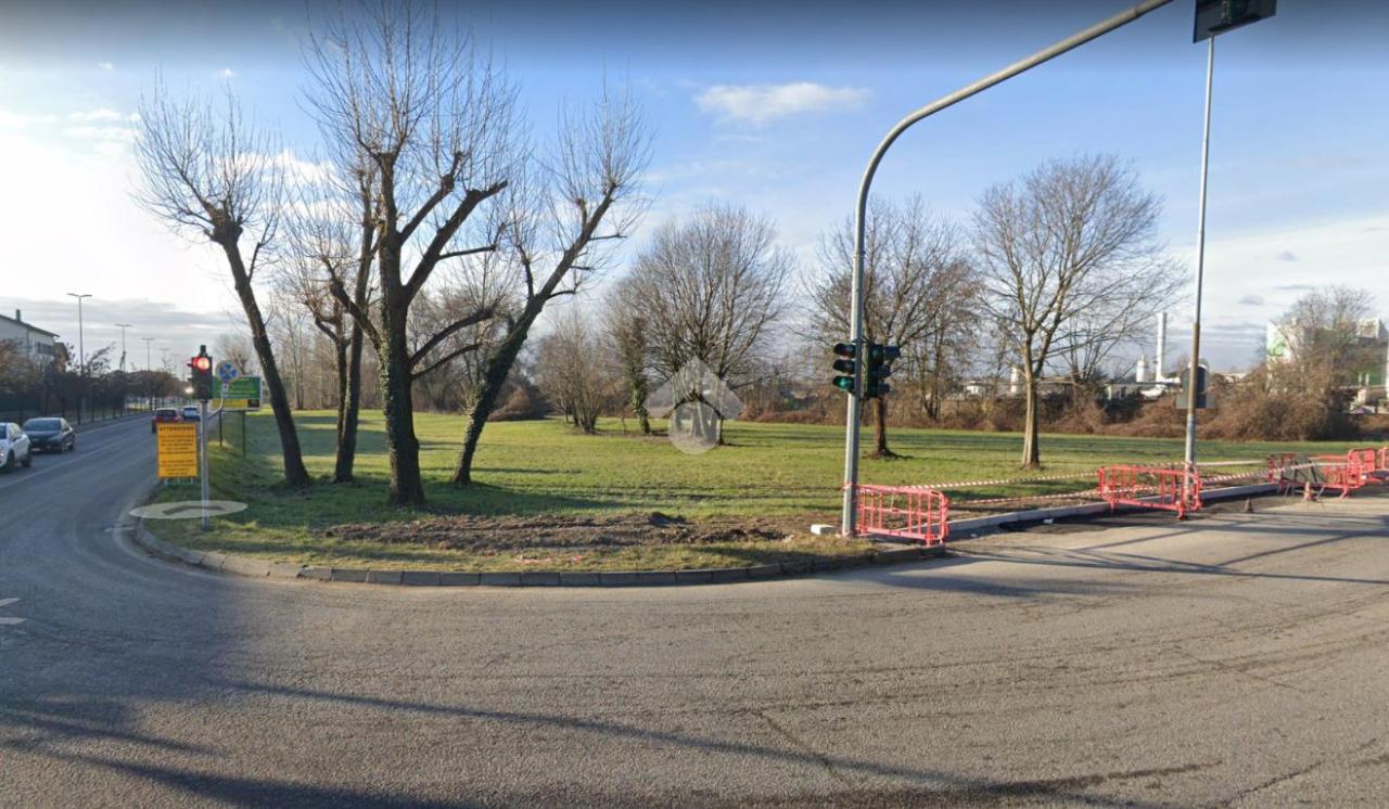 Terreno edificabile in vendita a Bollate