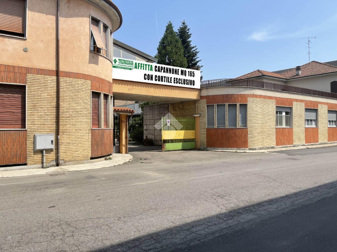 Capannone in affitto a Senago