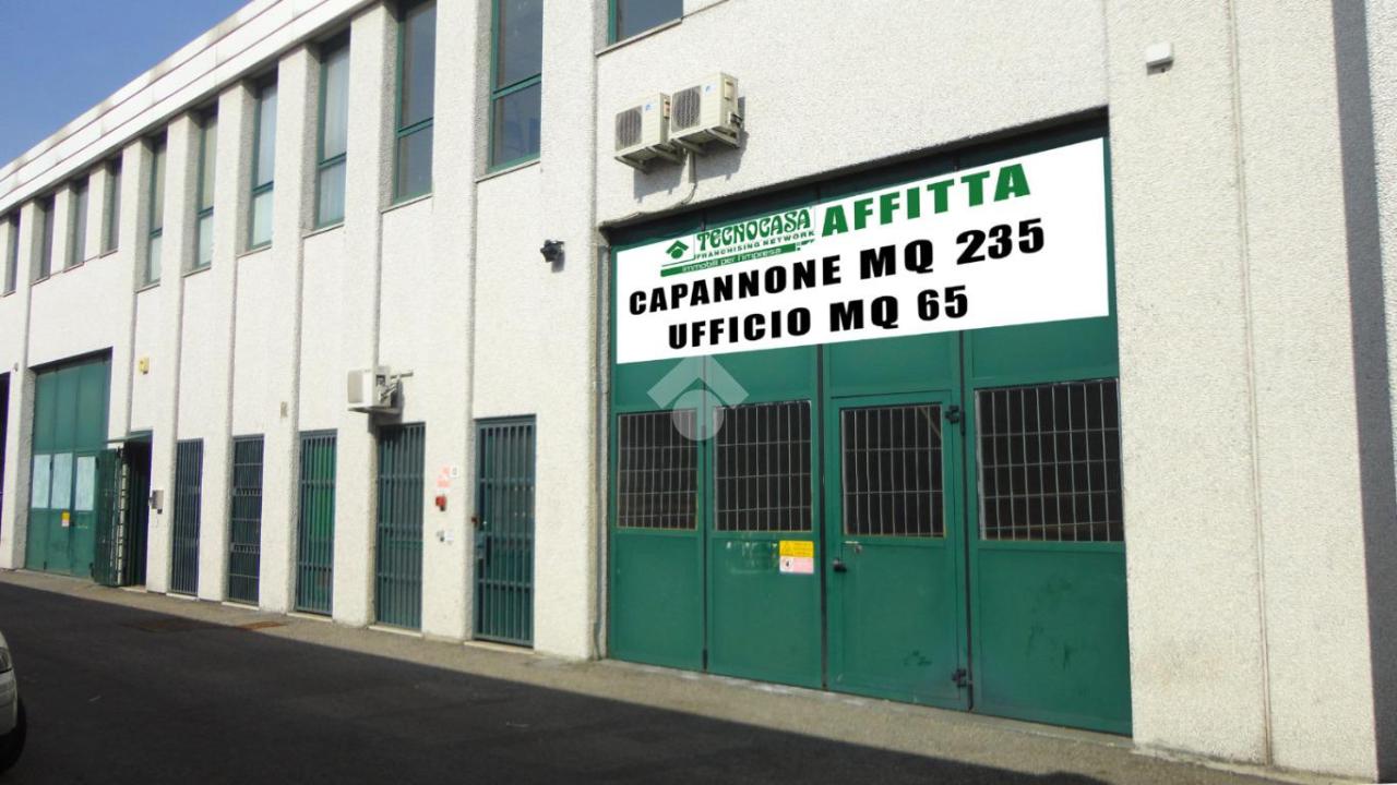 Capannone in affitto a Bollate
