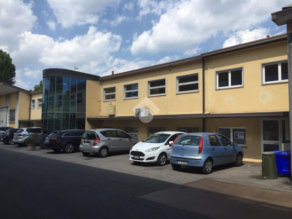 Ufficio in vendita a Paderno Dugnano