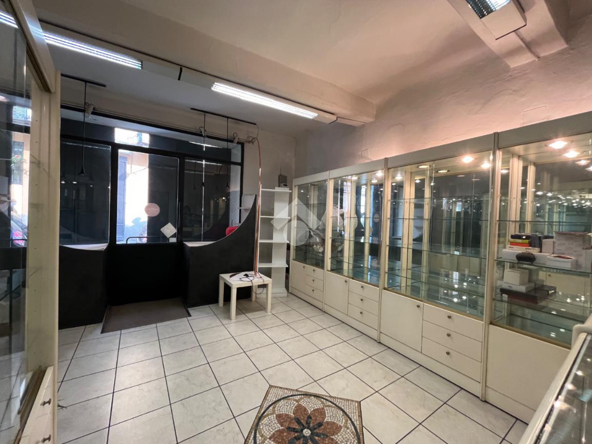 Appartamento in vendita a Pavia