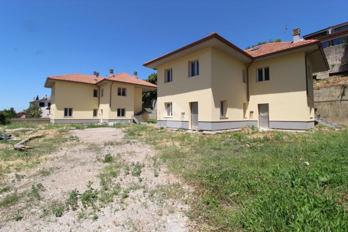 Appartamento in vendita a Scandriglia