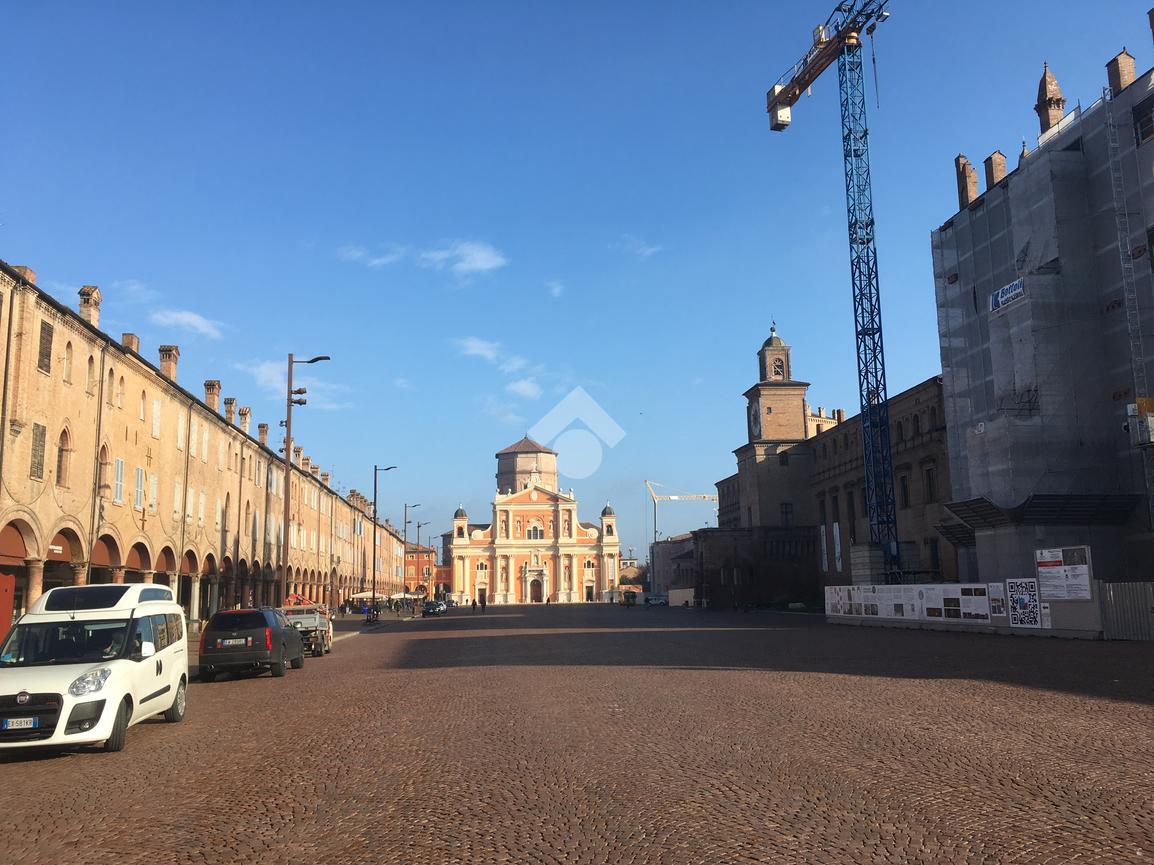 Negozio in affitto a Carpi