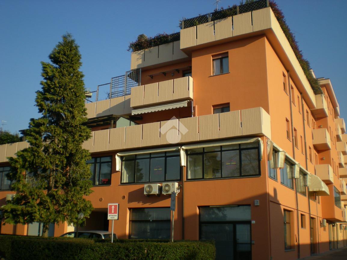 Ufficio in affitto a Carpi