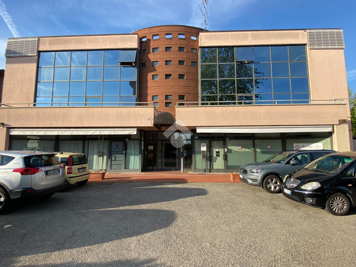 Ufficio in affitto a Carpi