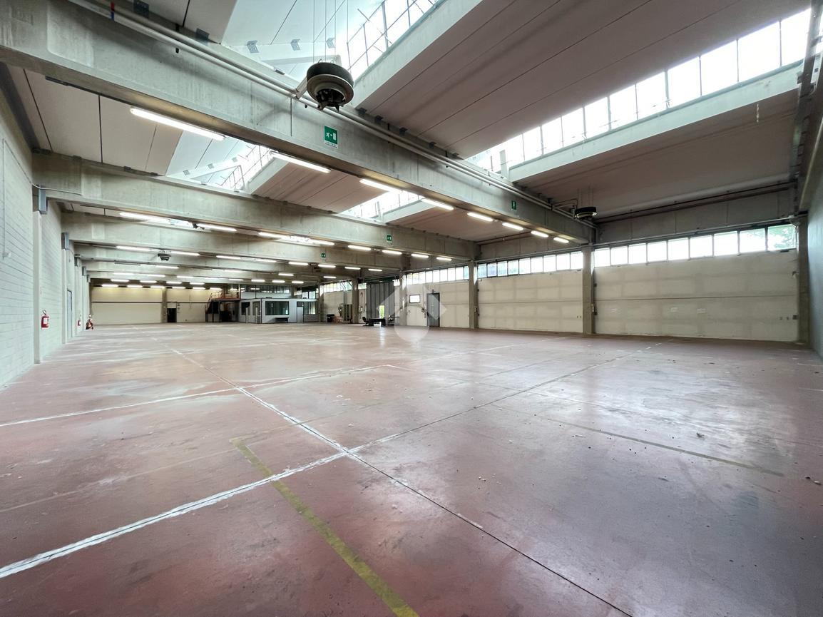 Capannone in affitto a Carpi