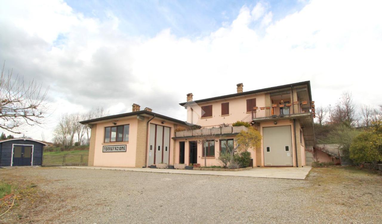 Casa indipendente in vendita a Neviano Degli Arduini
