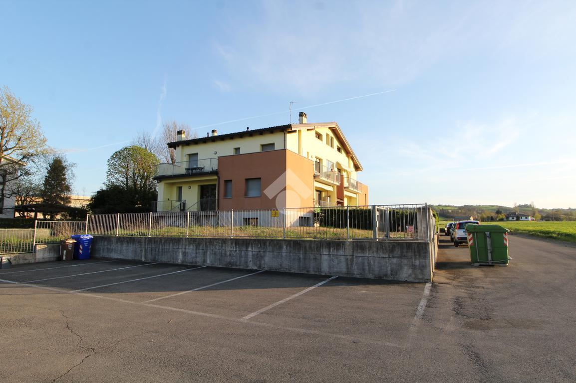 Appartamento in vendita a Traversetolo