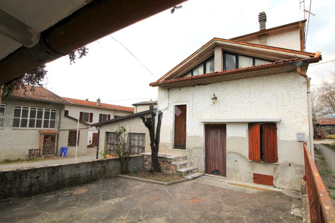 Casa indipendente in vendita a Traversetolo