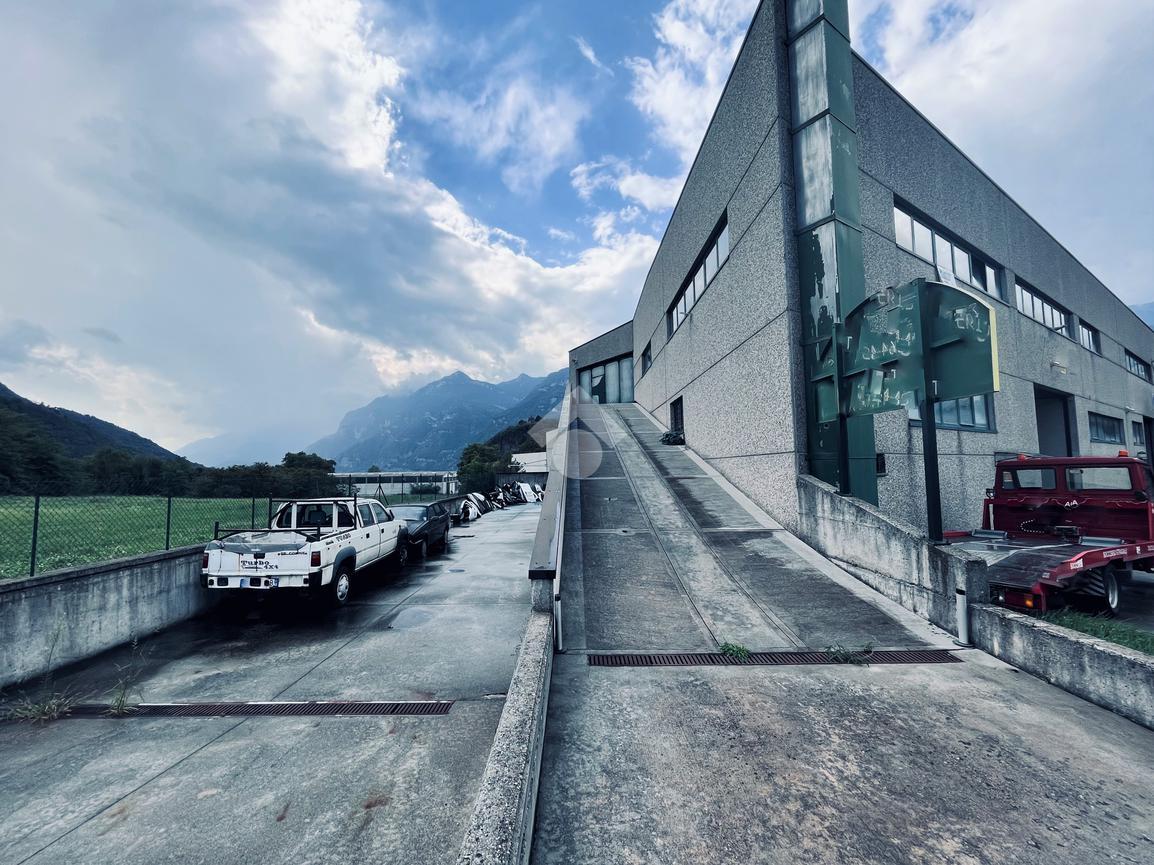 Capannone in affitto a Berzo Inferiore