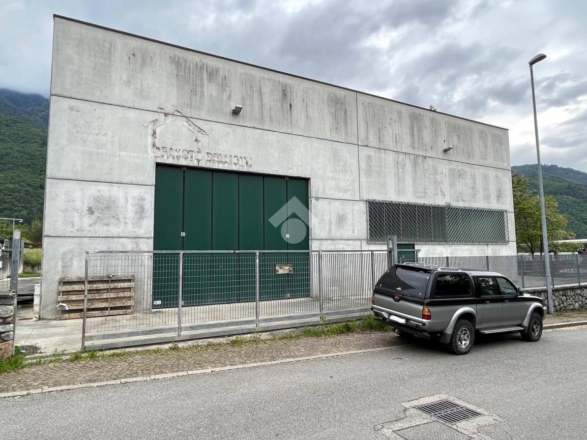 Magazzino in affitto a Berzo Inferiore