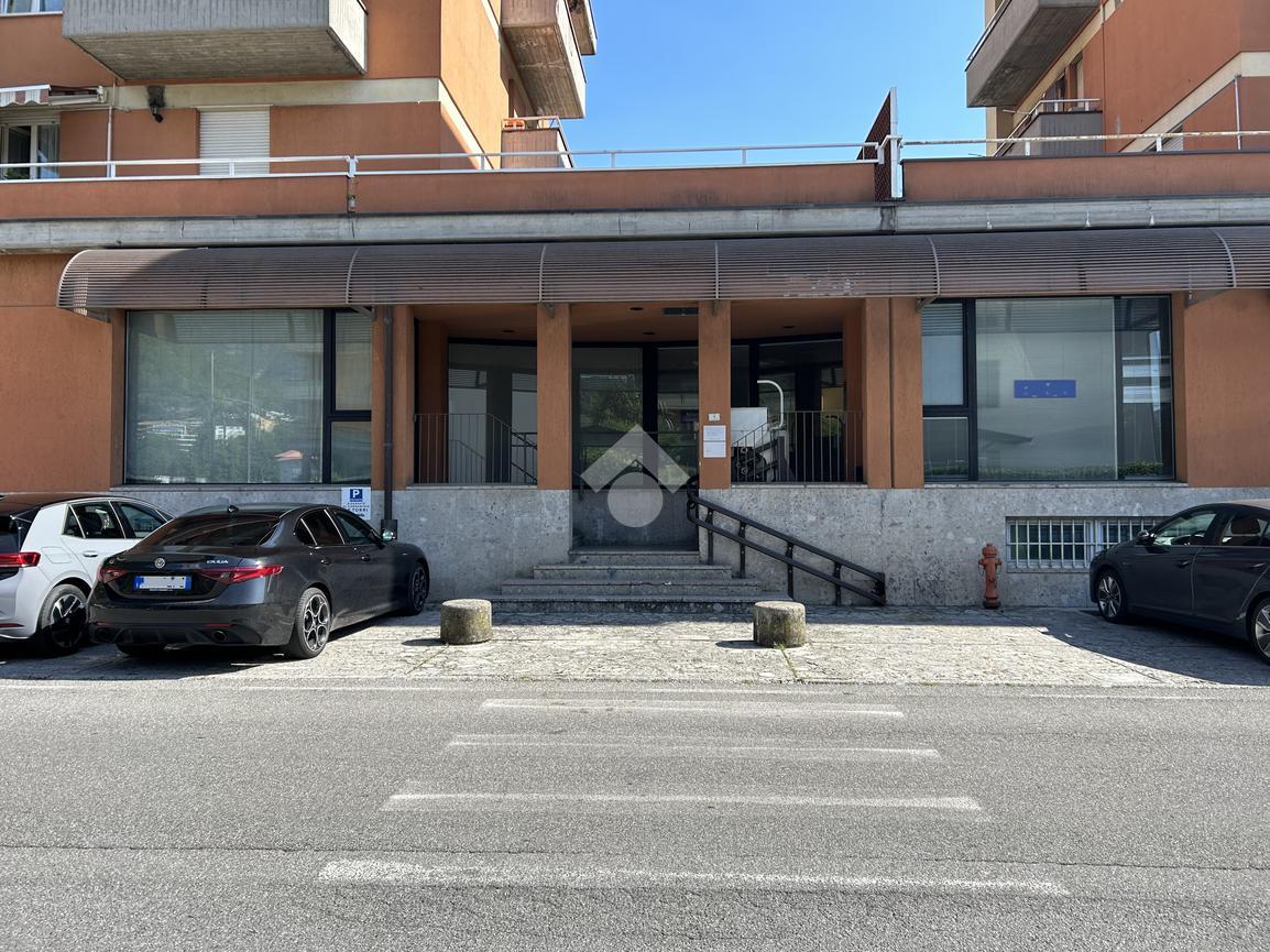Ufficio in affitto a Darfo Boario Terme