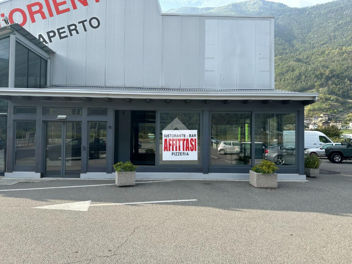 Negozio in affitto a Villa Di Tirano