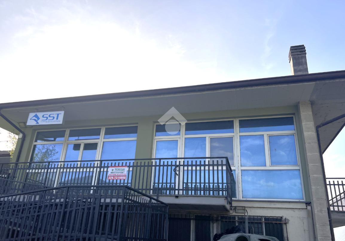 Negozio in affitto a Traona