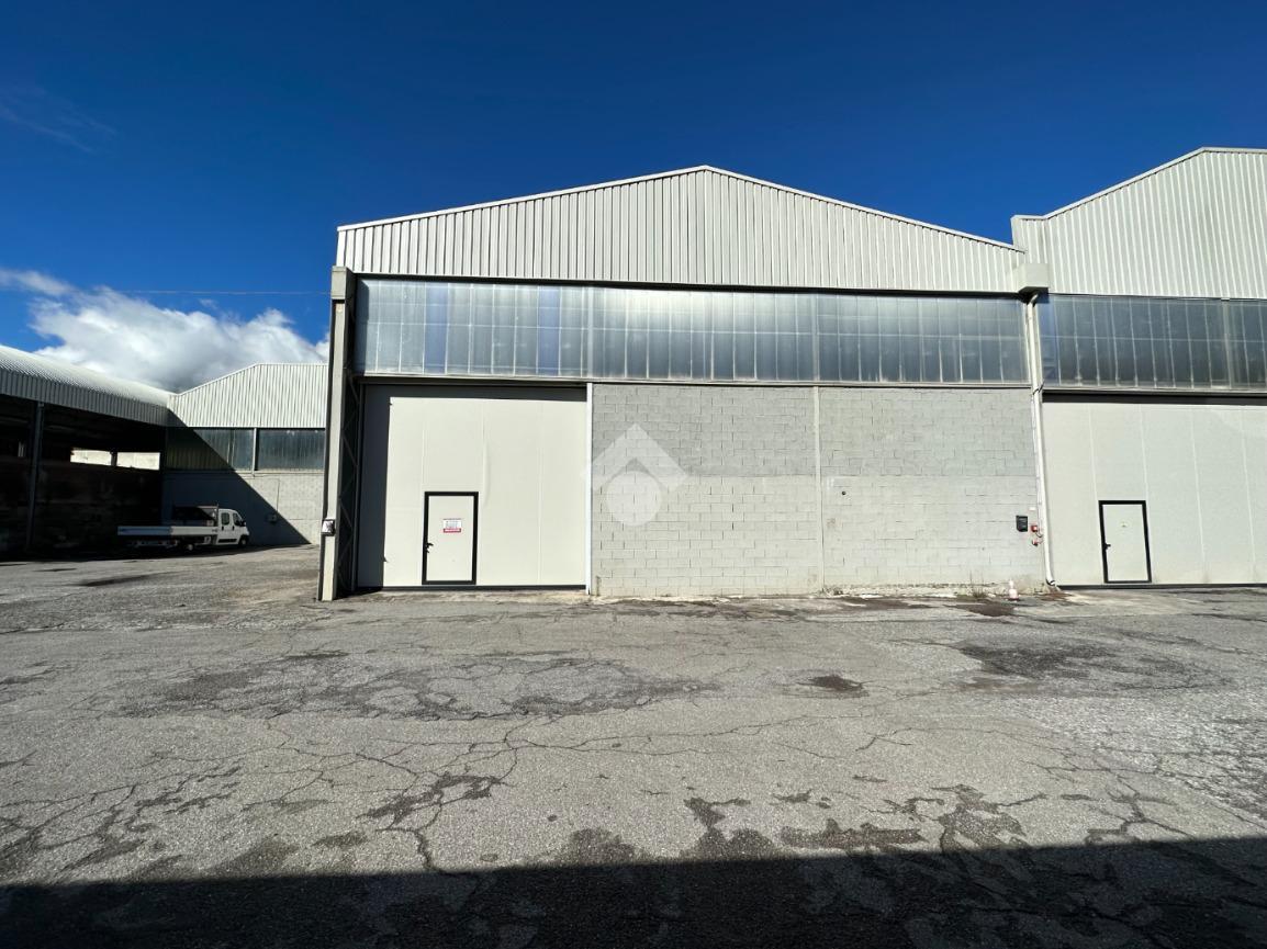 Capannone in vendita a Pian Camuno