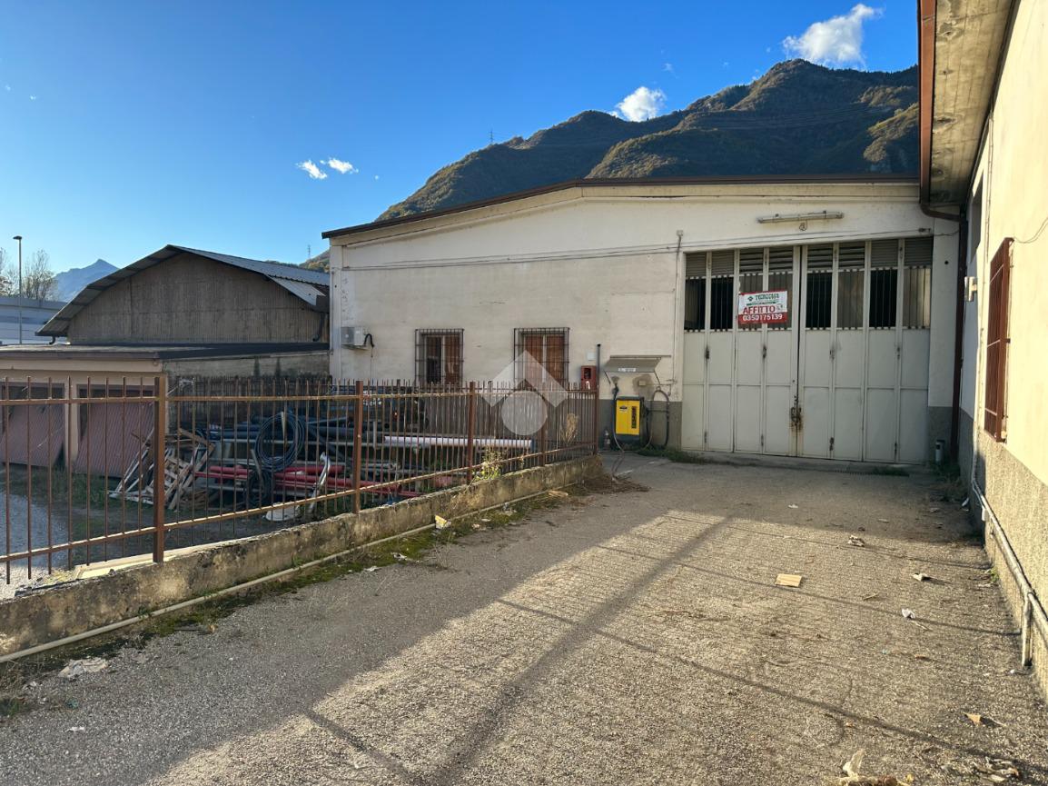 Capannone in affitto a Breno