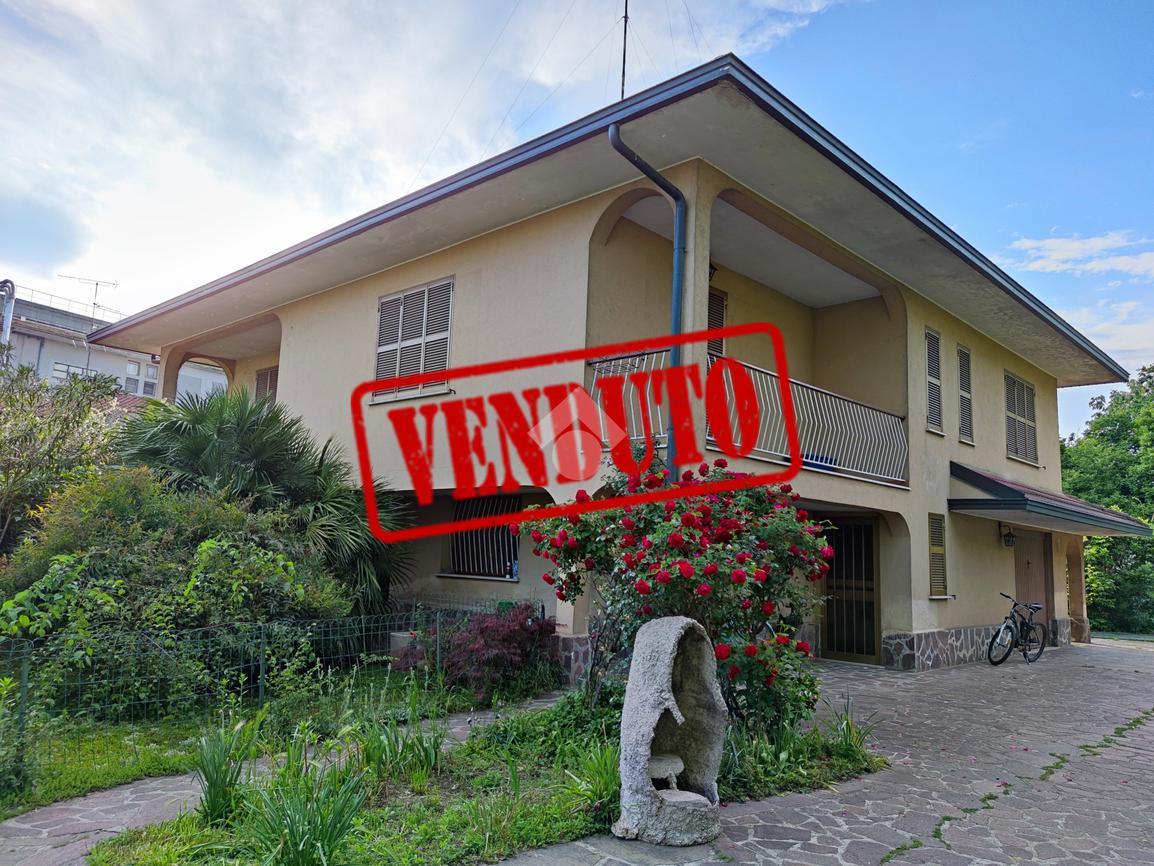 Villa in vendita a Pozzuolo Martesana