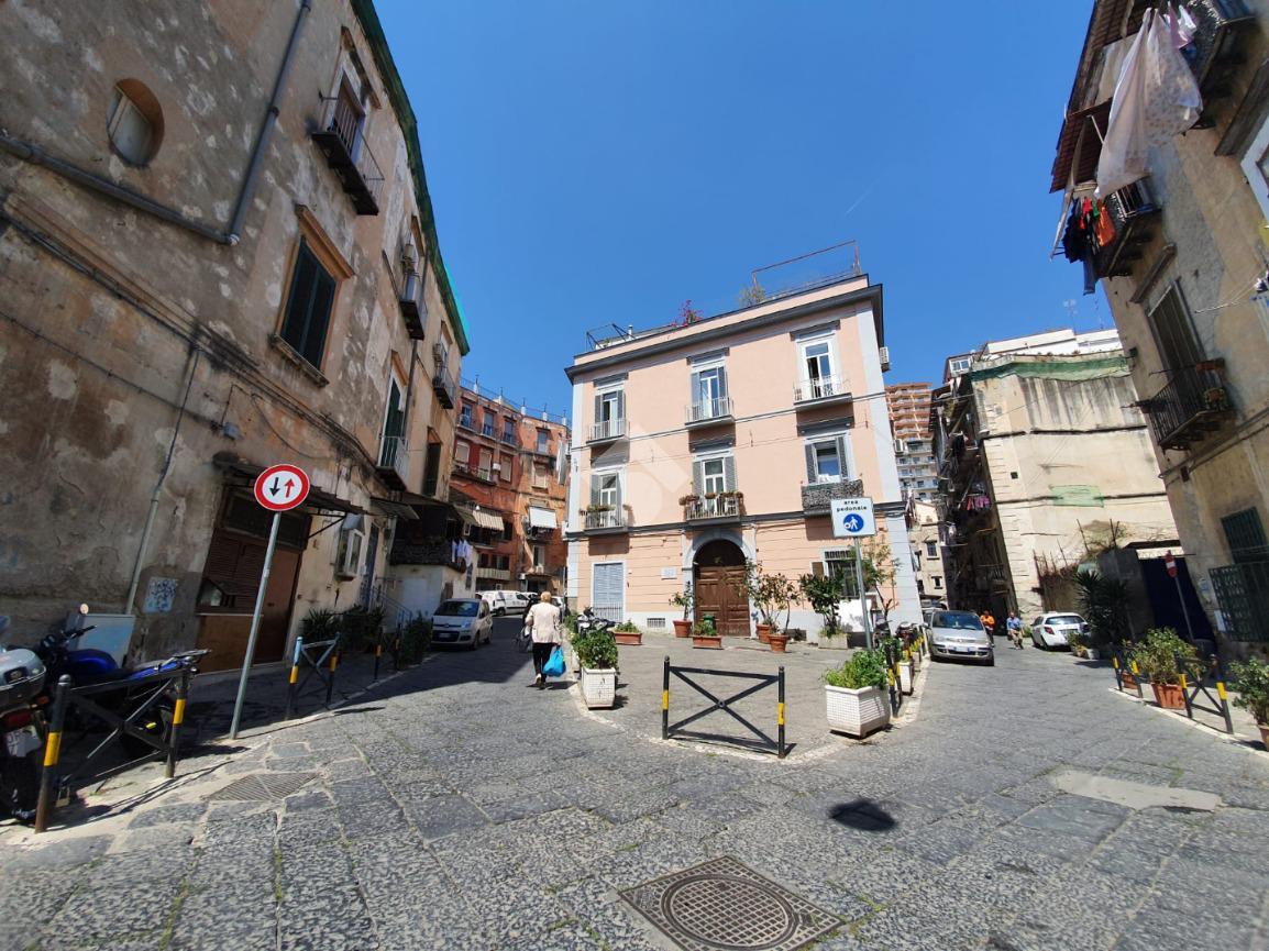 Appartamento in vendita a Napoli