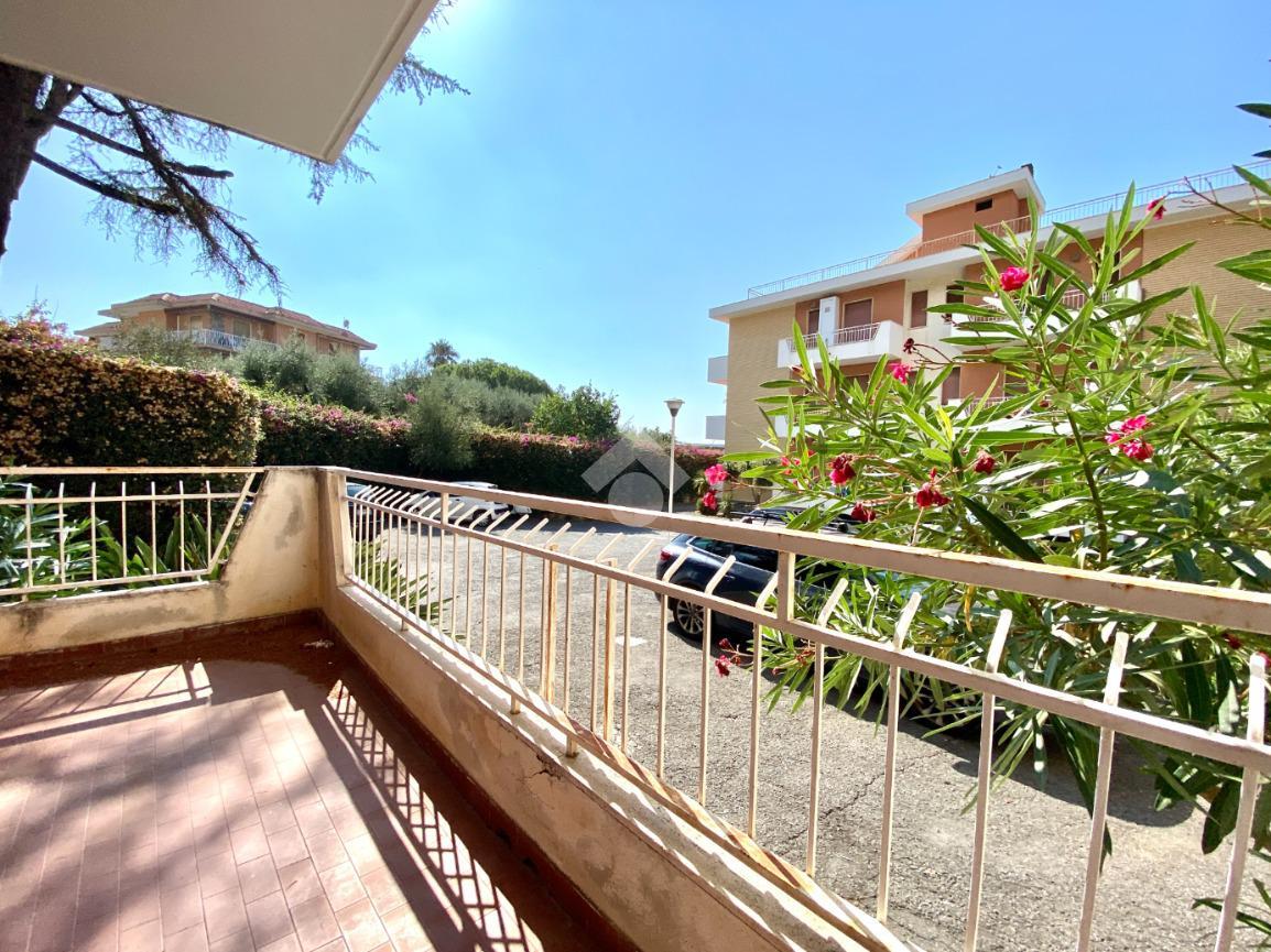 Appartamento in vendita a Cipressa