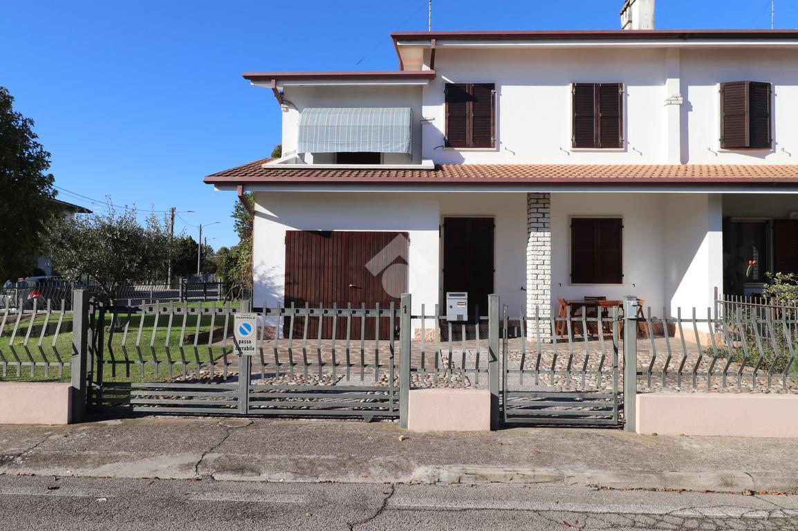 Villa in vendita a Marmirolo