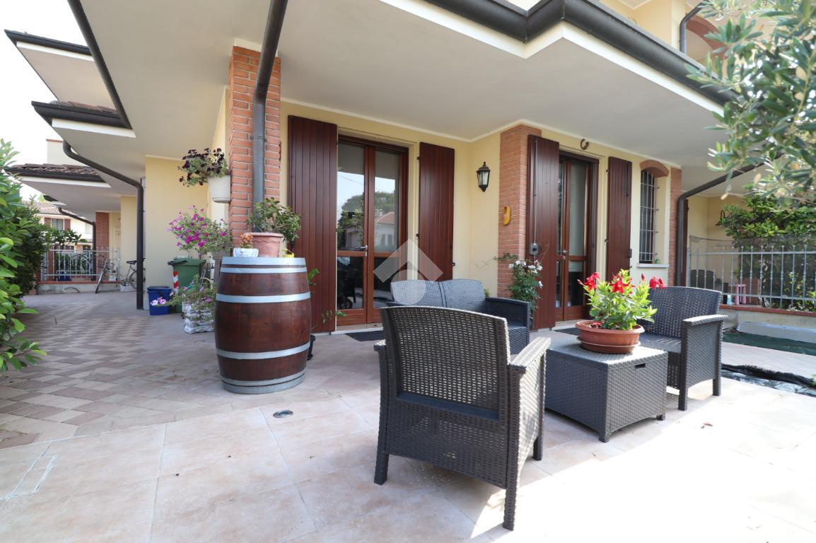 Villa a schiera in vendita a Marmirolo