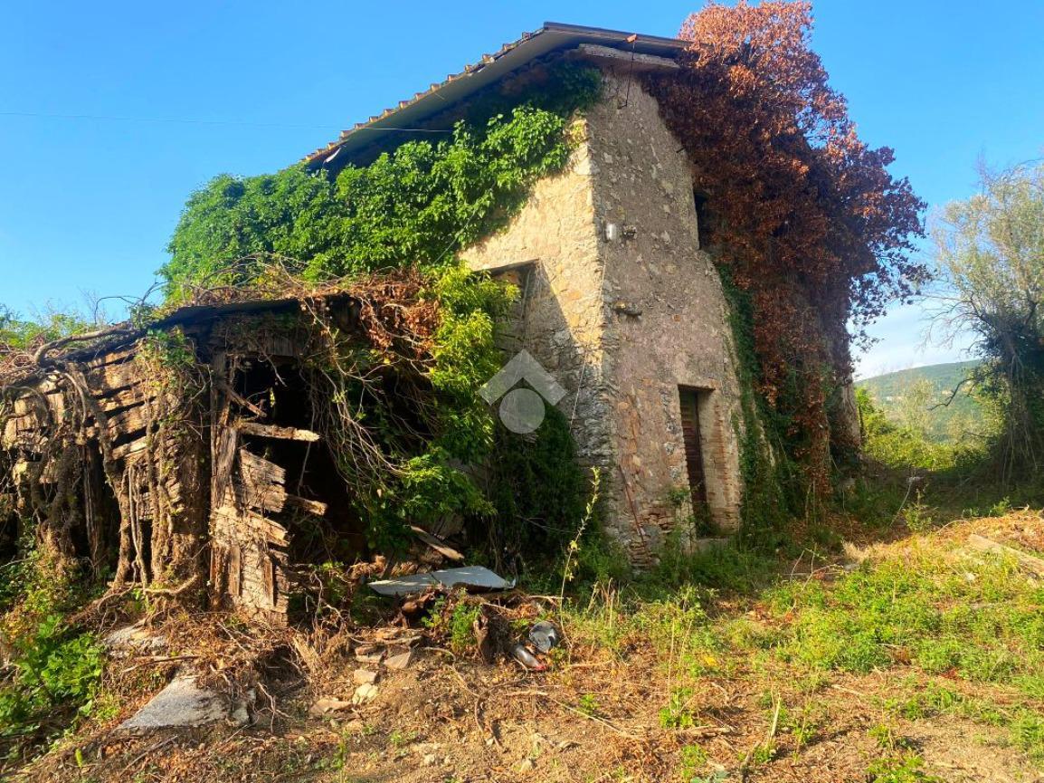 Rustico in vendita a Mompeo