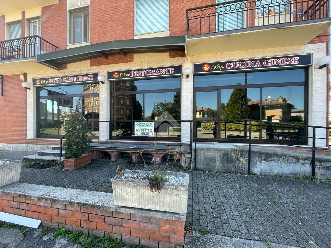 Negozio in affitto a Pandino