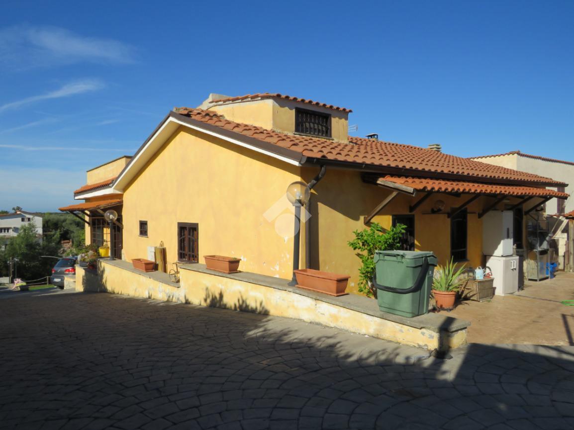Villa in Via Monte Gottero, Aprilia