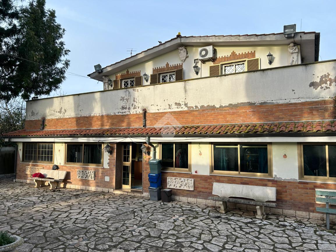 Villa in vendita a Aprilia