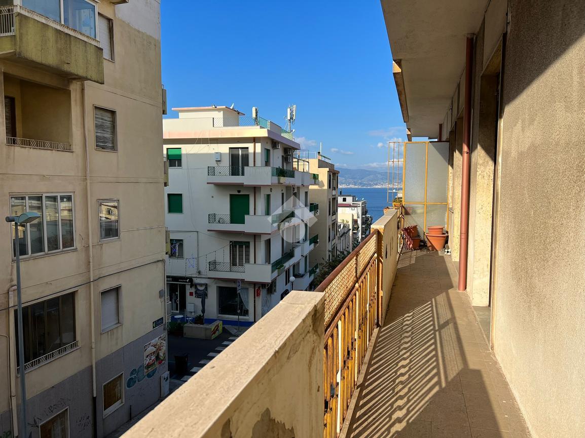 Quadrilocale in Via Trento 1, Reggio di Calabria