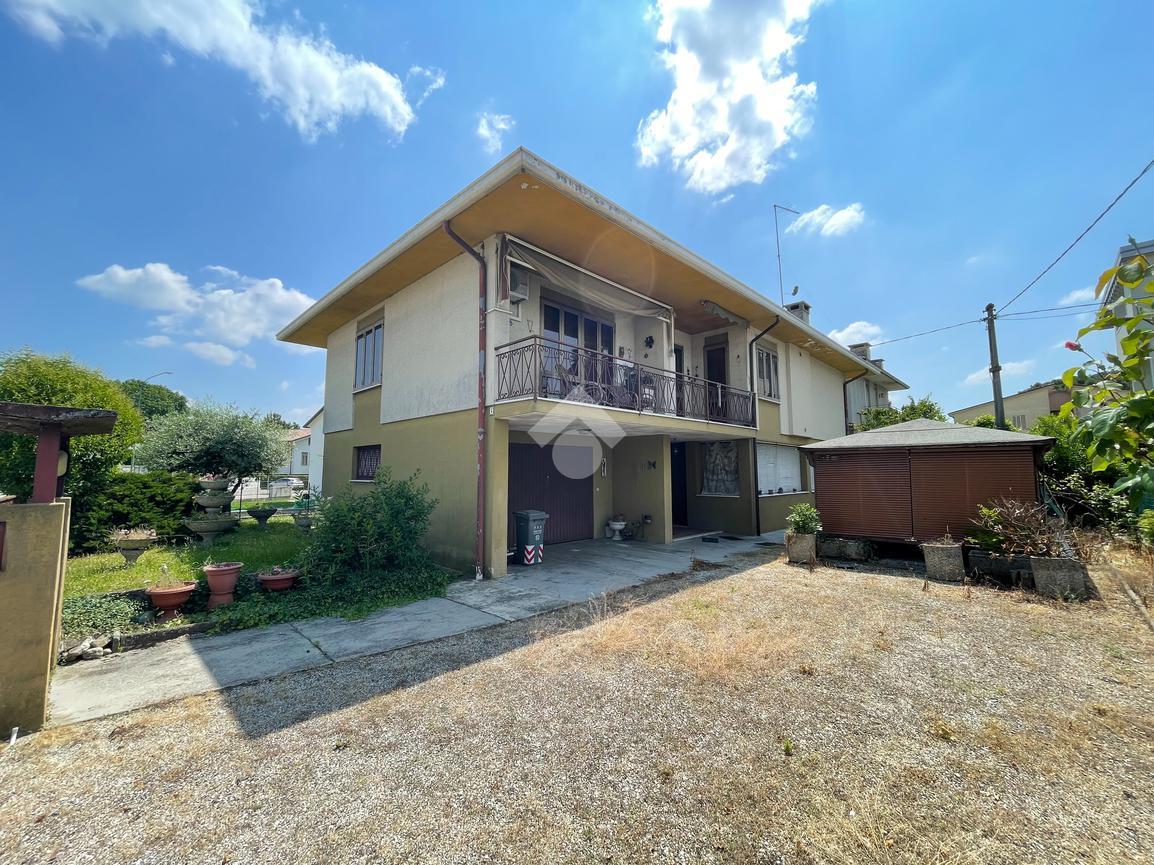 Villa in vendita a Castelfranco Veneto