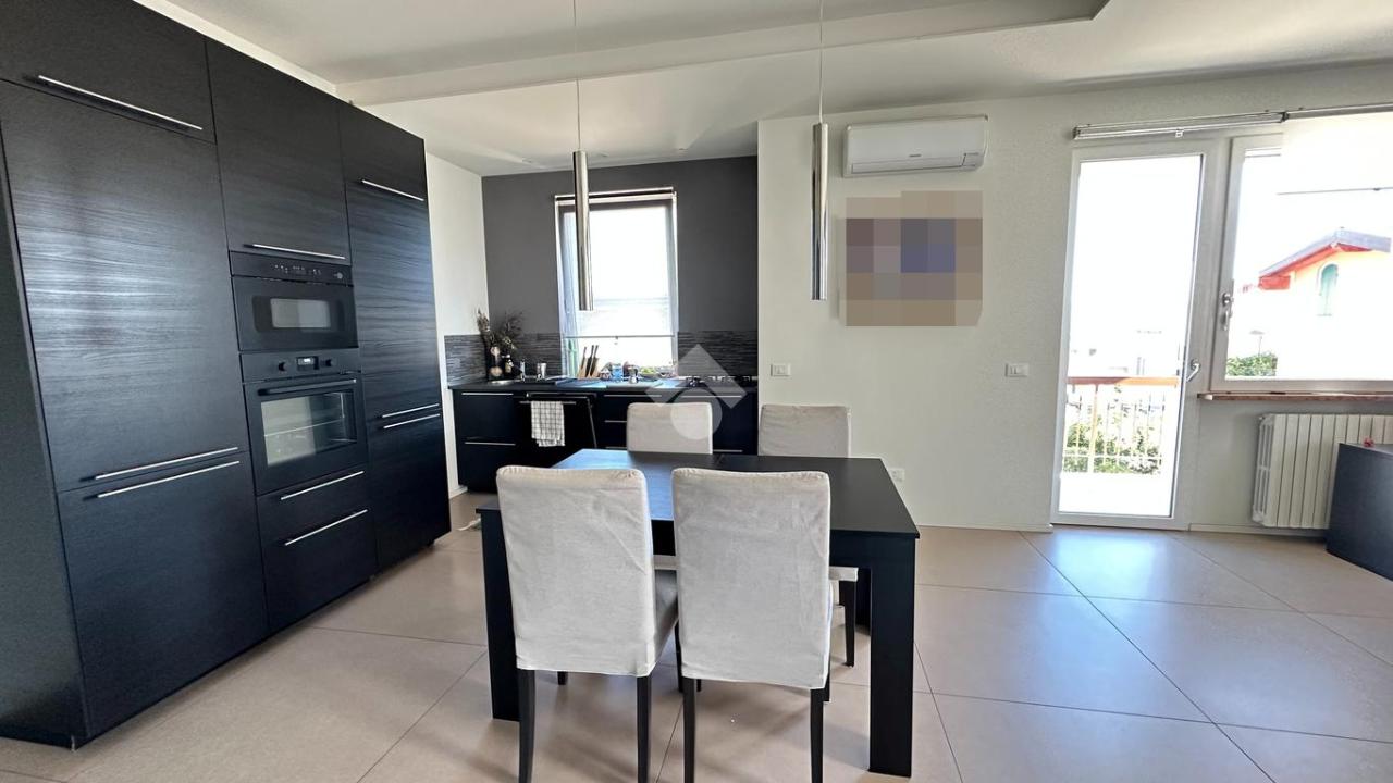 Appartamento in vendita a Desenzano Del Garda